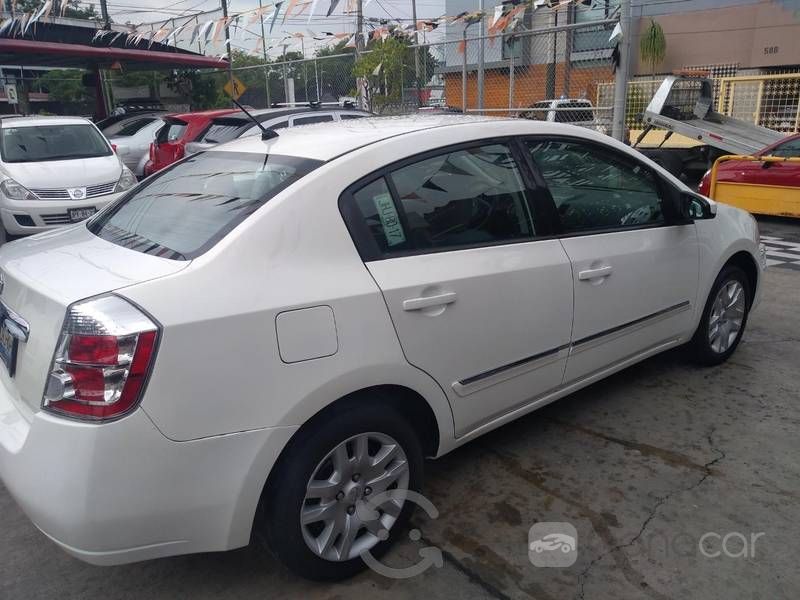 Autos usados - Nissan Sentra 4p Sport Road L4 2L 140 CP CVT